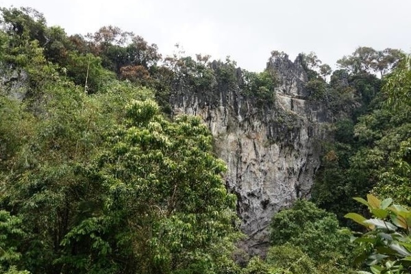 S1 T. Geologi GEN 2231 - Petrologi Batuan Beku dan Metamorf ...